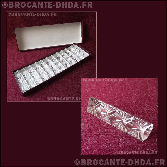 Suite de 12 repose-couteaux - D'Hier & D'Aujourd'hui