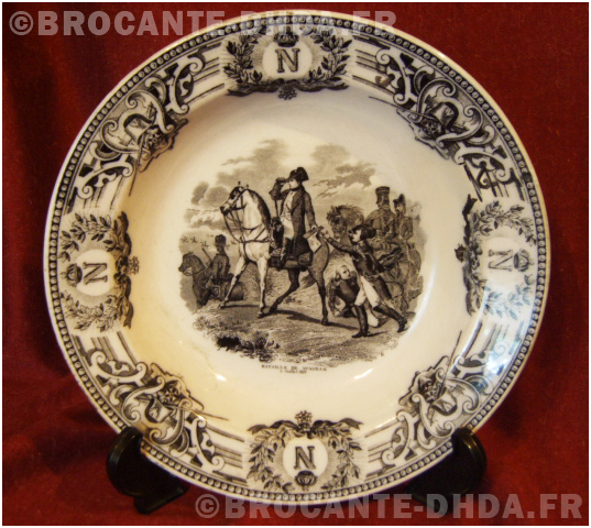 assiette boch napoléon n° 6 - D'Hier & D'Aujourd'hui